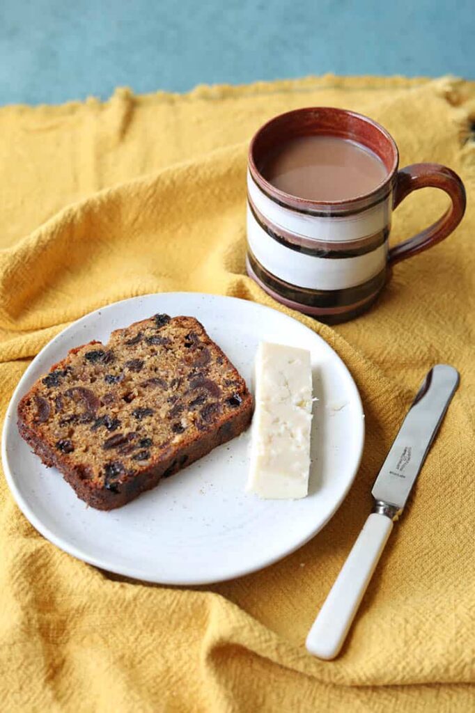 Yorkshire Barm Brack (Fruit Cake) - Farmersgirl Kitchen