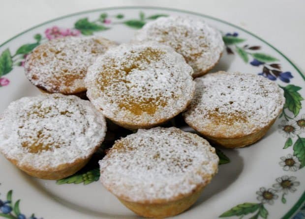 Mini Treacle Tarts | Farmersgirl Kitchen