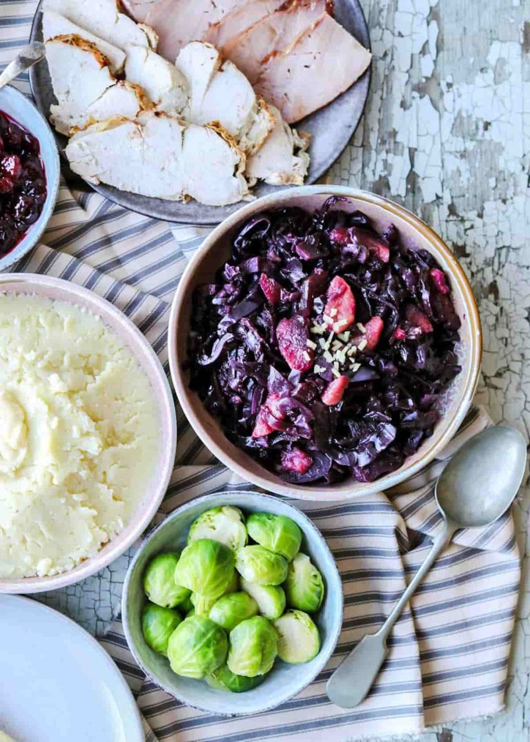 Braised Red Cabbage with Apples & Ginger (Slow Cooker) - Farmersgirl ...