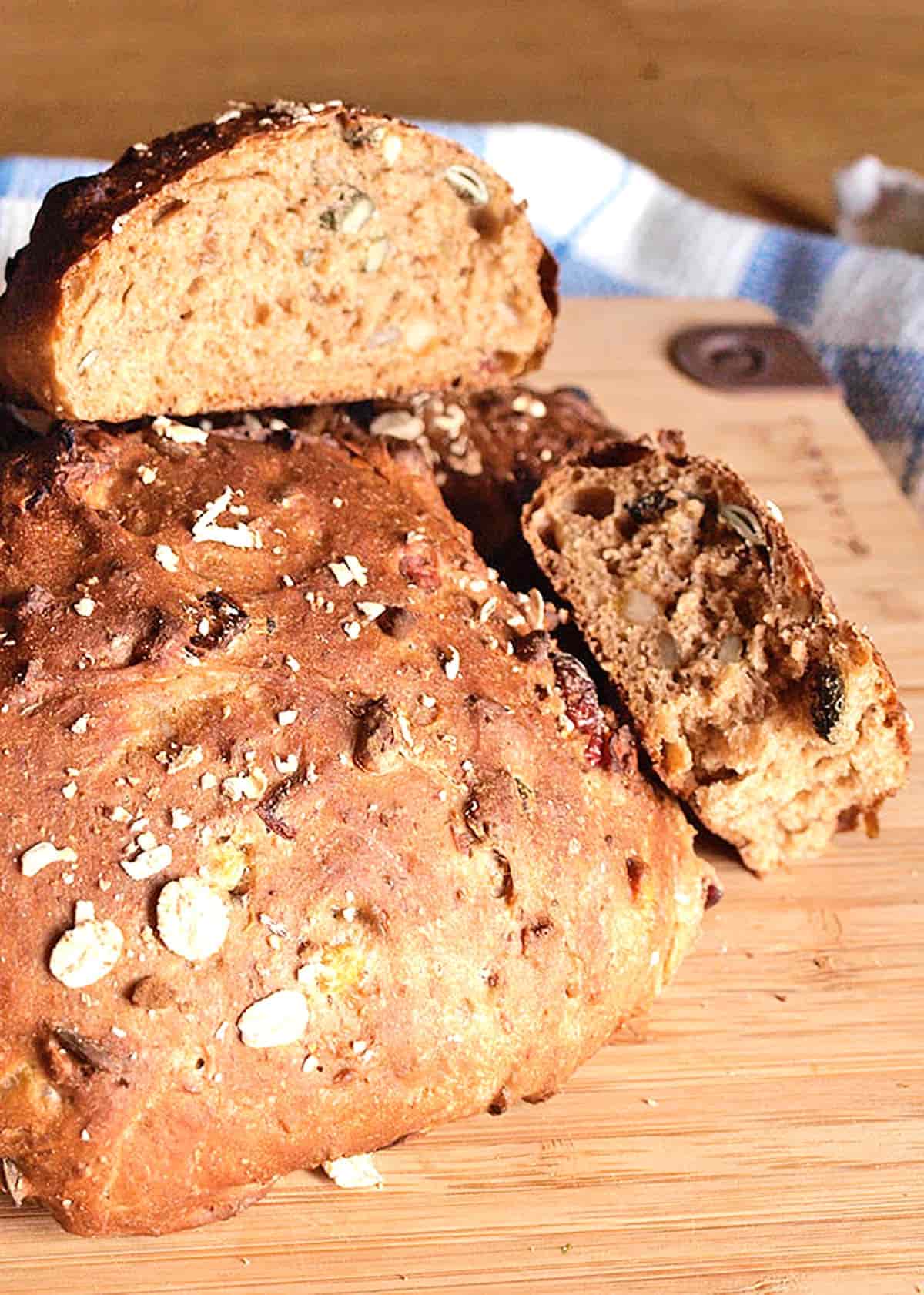 Muesli Bread Rolls - Farmersgirl Kitchen