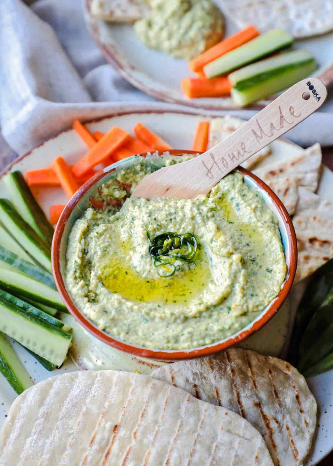 Easy Wild Garlic Hummus Recipe - Farmersgirl Kitchen