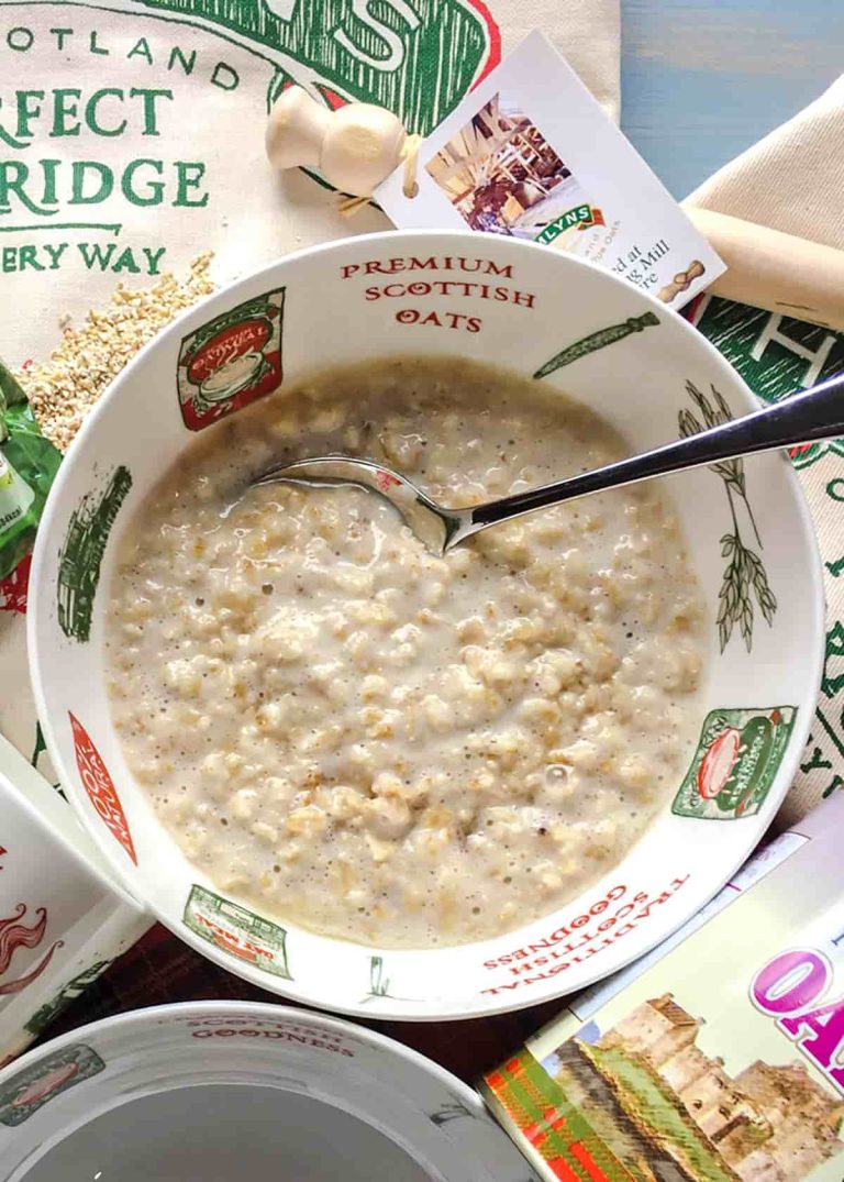 Perfect Scottish Porridge (Oatmeal) - Farmersgirl Kitchen