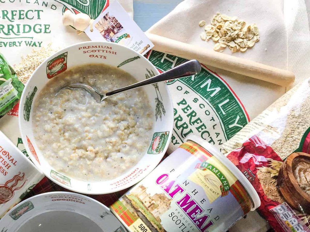 Perfect Scottish Porridge (Oatmeal) - Farmersgirl Kitchen