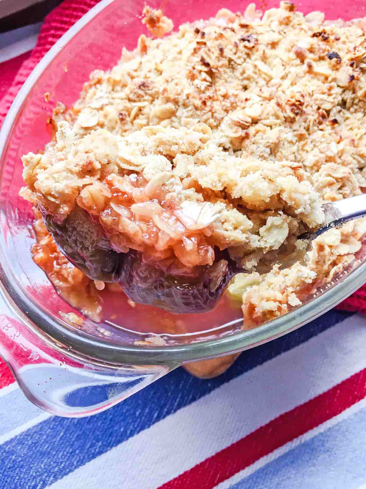 How to make Classic Rhubarb Crumble | Farmersgirl Kitchen