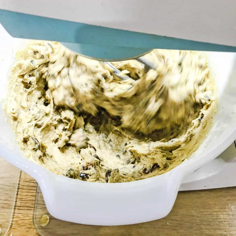 Simnel Traybake Cake (Slice) - Farmersgirl Kitchen