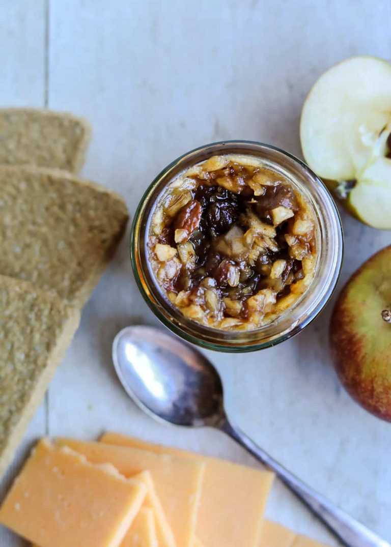 Easy Apple Pickle - Farmersgirl Kitchen