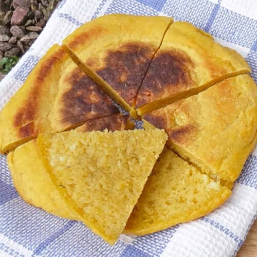 Bolo do Caco - Traditional Bread from Madeira - Farmersgirl Kitchen