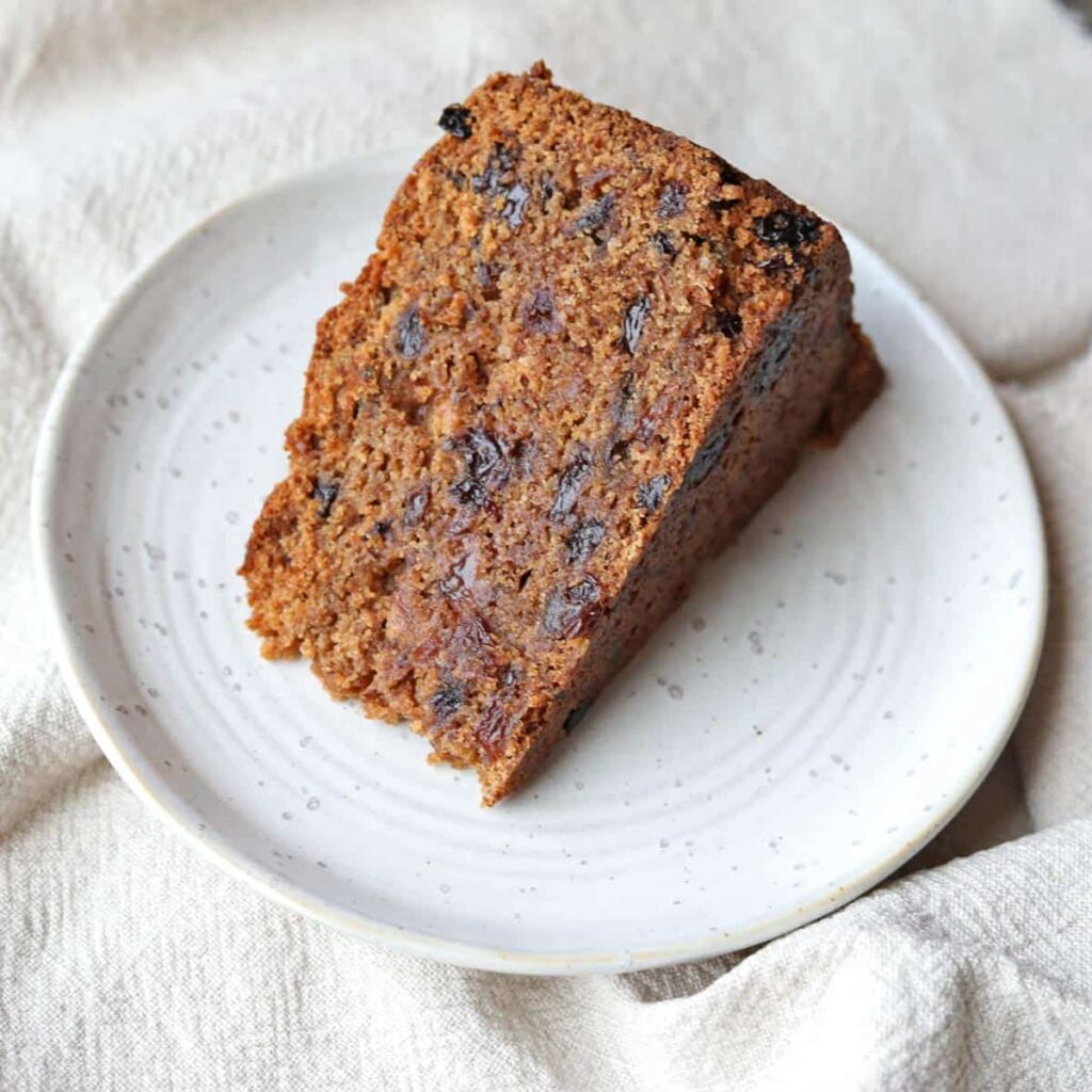 Irish Porter Cake for St Patrick's Day - Farmersgirl Kitchen
