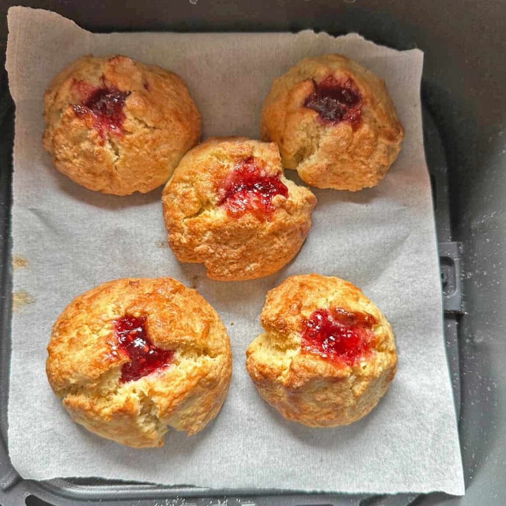 Air Fryer Raspberry Buns - Farmersgirl Kitchen