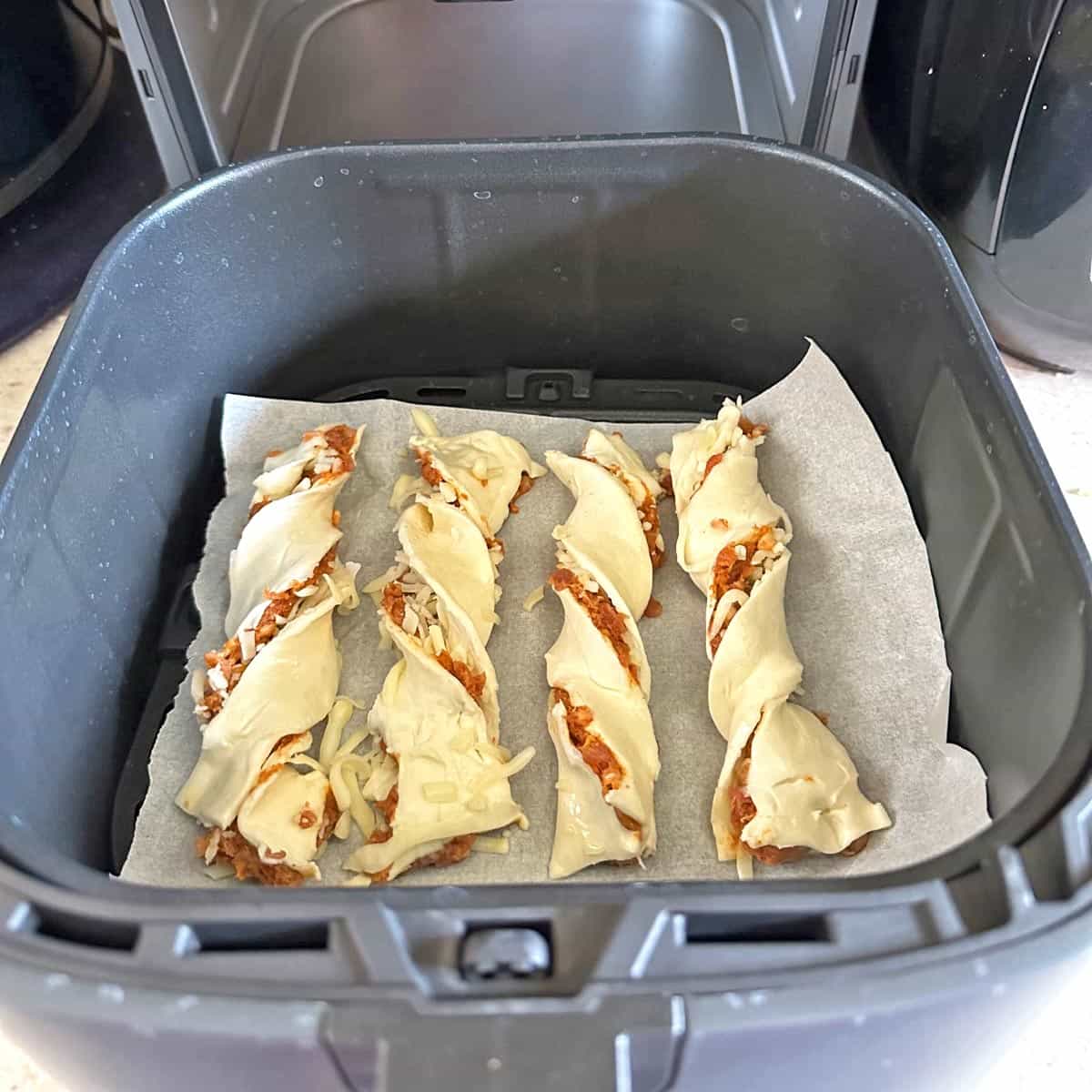 Air Fryer Cheese and Chorizo Puff Pastry Twists - Farmersgirl Kitchen