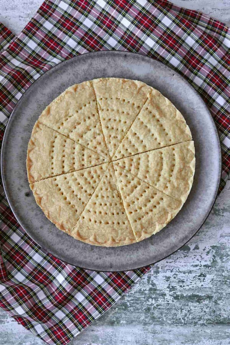 Air Fryer Shortbread Round - Petticoat Tails - Farmersgirl Kitchen