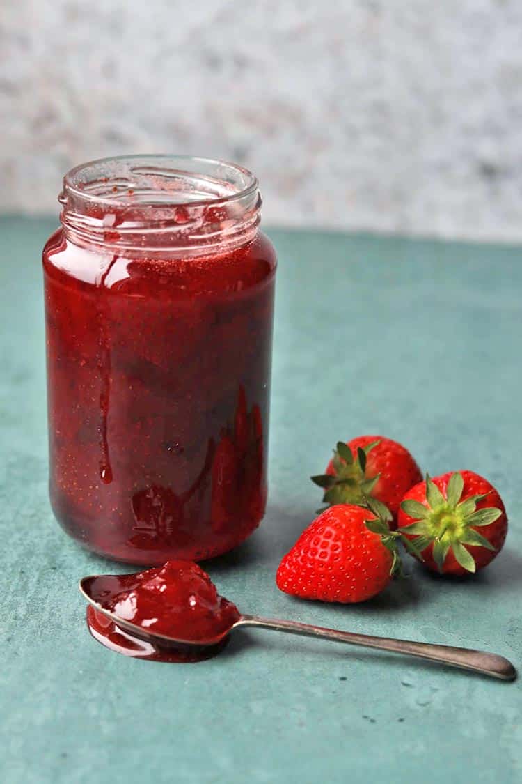 Scottish Strawberry Jam (no pectin) - Farmersgirl Kitchen