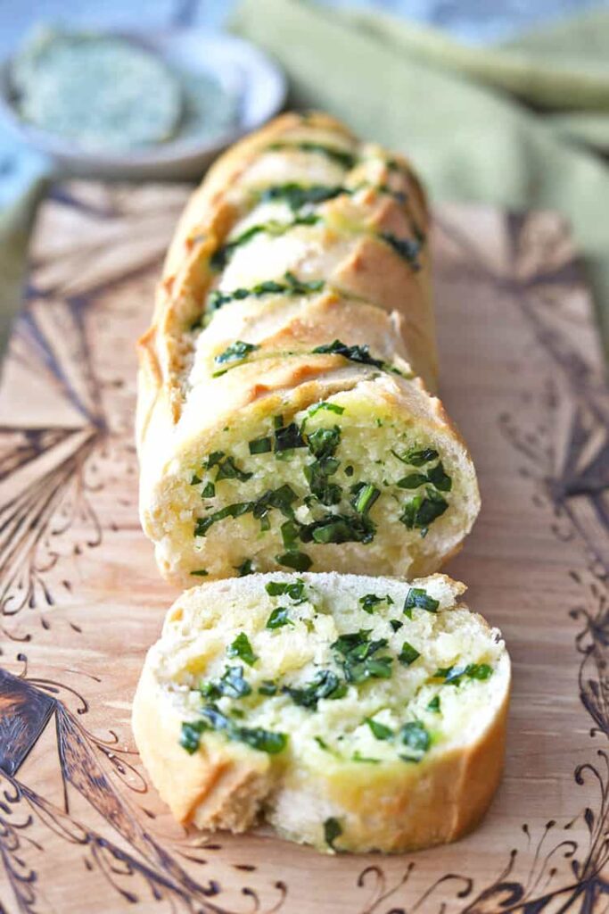 Garlic Bread with Wild Garlic - Farmersgirl Kitchen