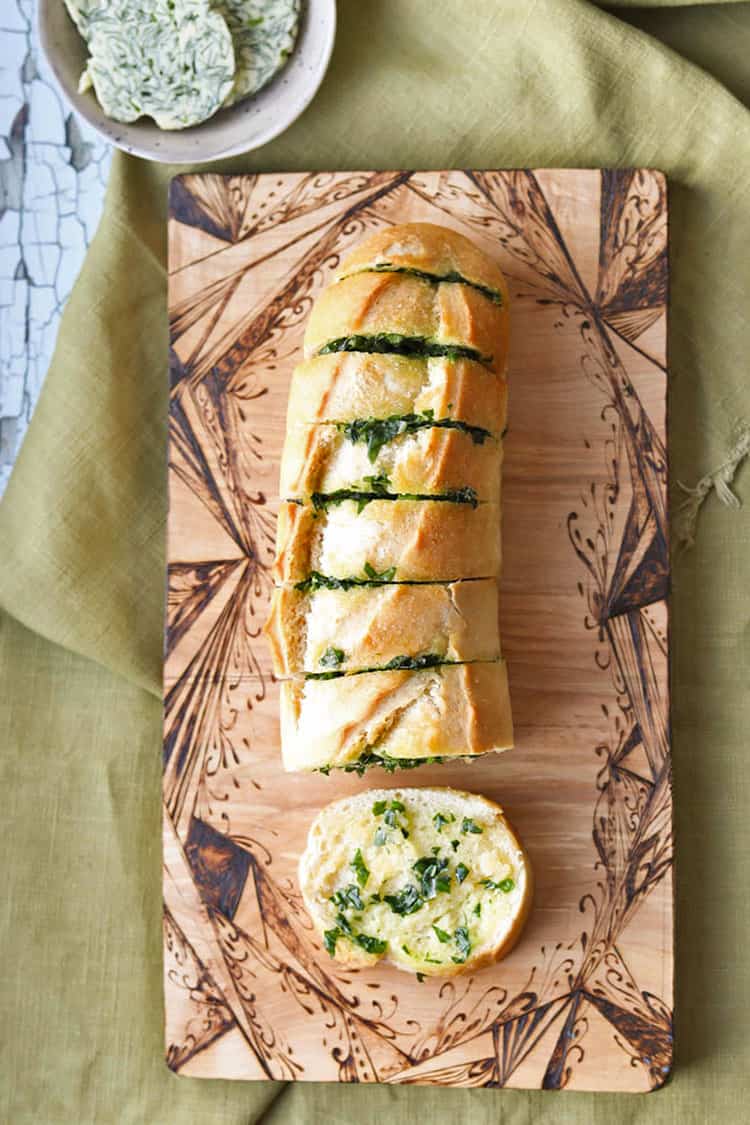 Garlic Bread with Wild Garlic - Farmersgirl Kitchen