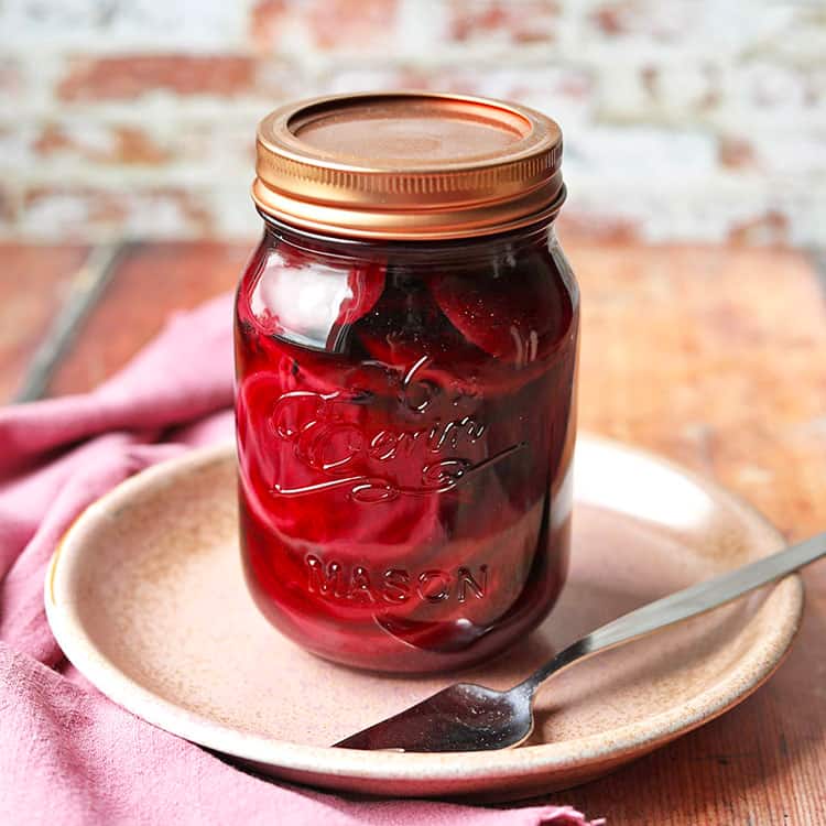 EASY PICKLED BEETROOT - Farmersgirl Kitchen