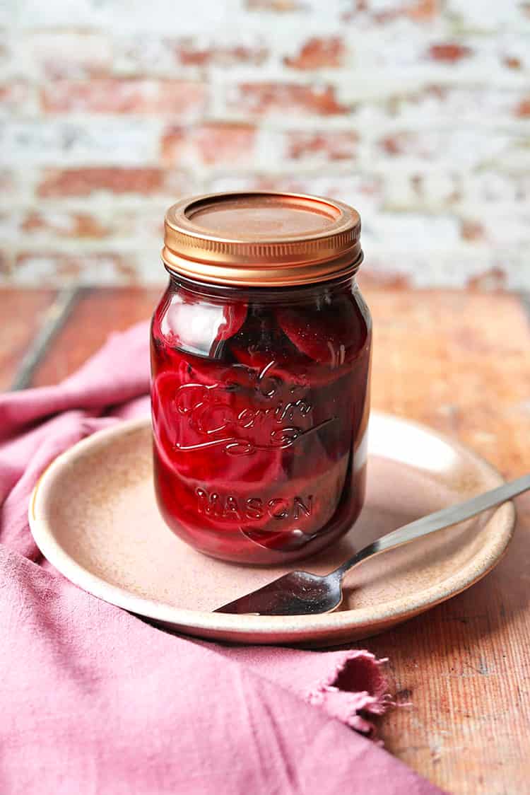 EASY PICKLED BEETROOT - Farmersgirl Kitchen