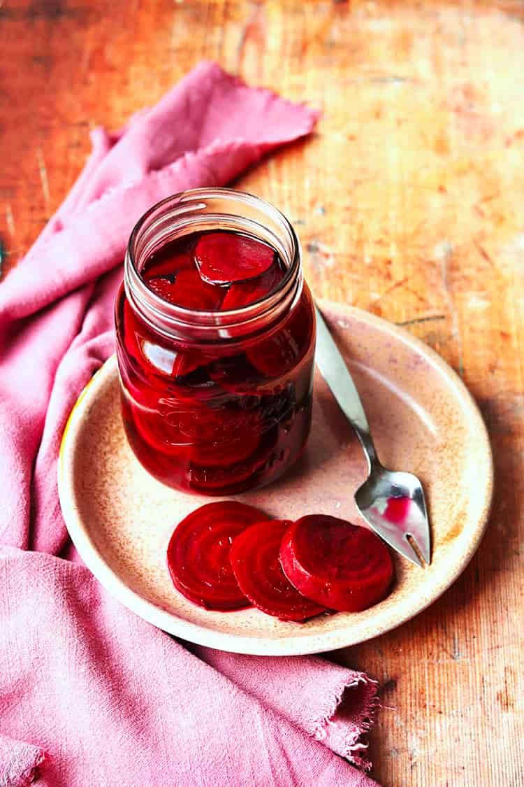 EASY PICKLED BEETROOT - Farmersgirl Kitchen